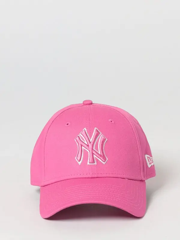 New Era Embroidered Baseball Cap - Fuchsia