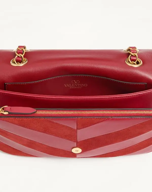 Valentino Garavani Djuna Medium Chain Bag In Suede And Nappa - Red