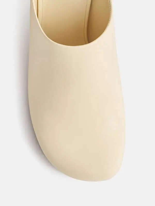 REFORMATION Phadra Heeled Mule - Ivory