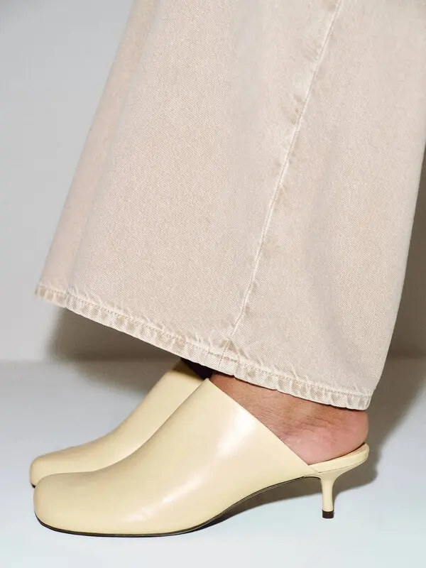 REFORMATION Phadra Heeled Mule - Ivory