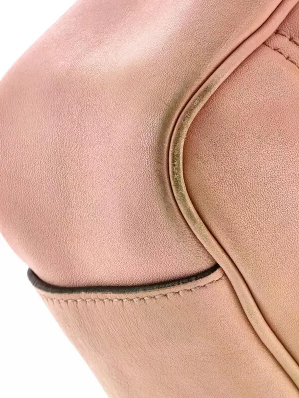 Gucci Matelassé Leather Shoulder Bag - Pink