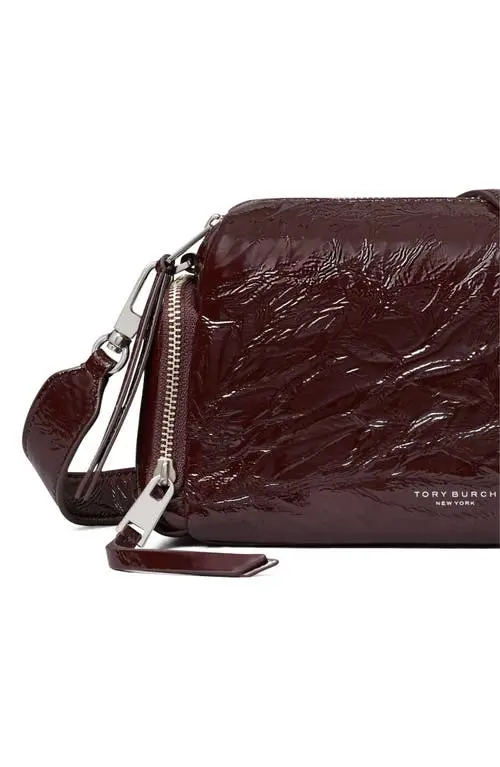 Tory Burch Perry Voyager Crinkled Patent Leather Crossbody Bag - Albarossa