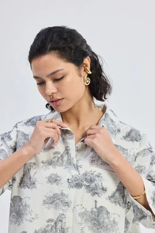 REISTOR Oversized High-low Animal Print Shirt