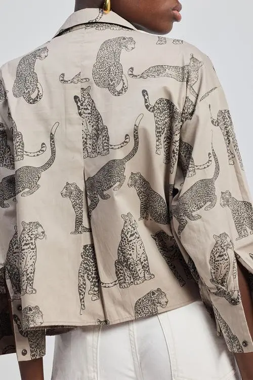 REISTOR Oversized Cropped Button-down Shirt With Animal Print