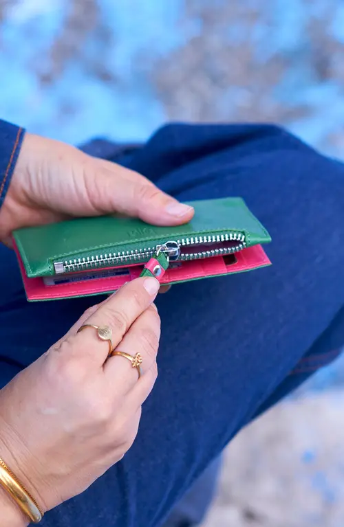 TUSK Siam Slim Card Case With Zip Coin Pocket - Teal/geranium