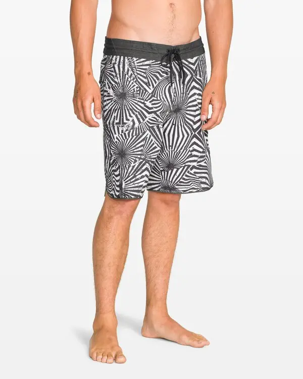 Volcom Barnacle Scallop Boardshort - Off White