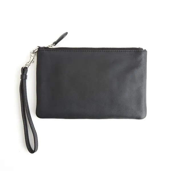 ROYCE NEW YORK Zippered Wristlet Wallet In American Nappa Leather - Black
