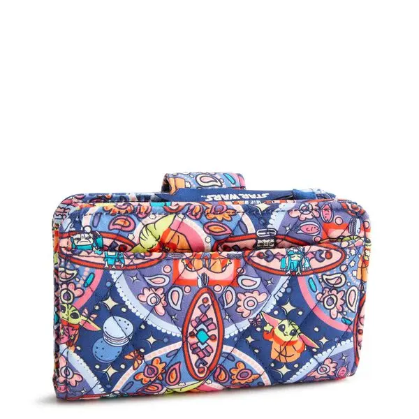 VERA BRADLEY Star Wars Small Turnlock Wallet In Grogu Medallion