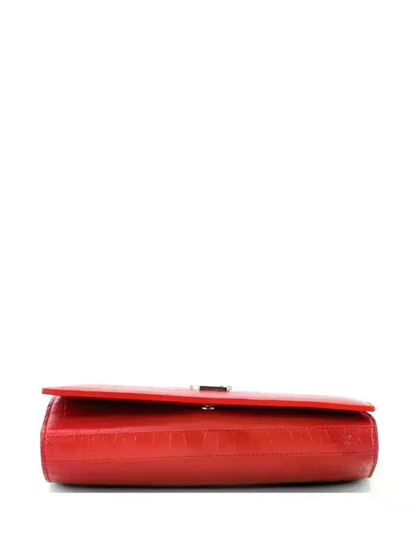 Saint Laurent Monogram Wallet On Chain - Red