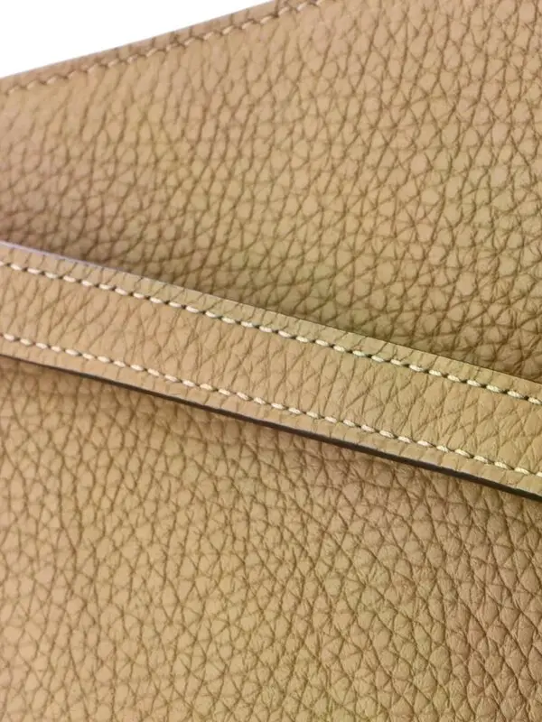 Hermès Halzan Bag Verso Clemence 25 Shoulder Bag