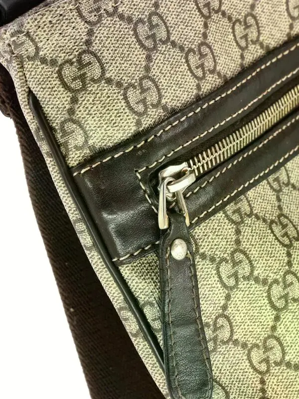 Gucci Gg Coated Canvas Medium Messenger Bag