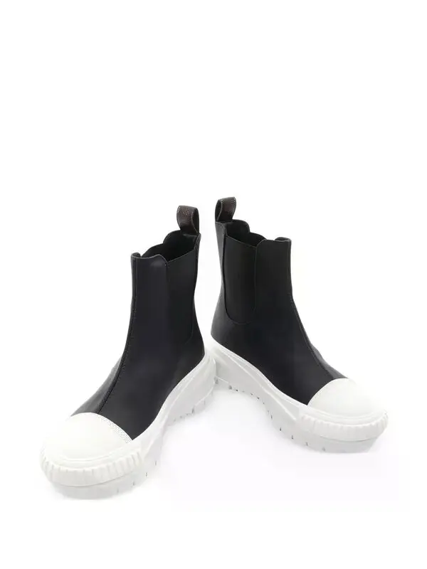 LOUIS VUITTON Monogram Detail Sneakers