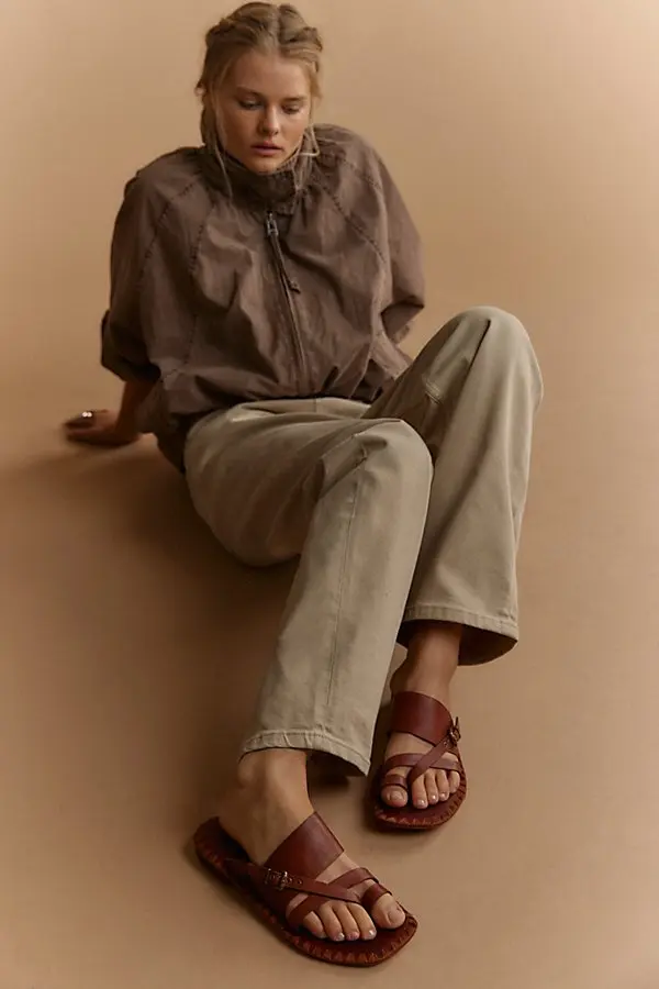 Free People Capeside Toe Loop Sandals - Luggage