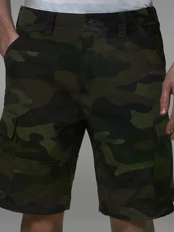 Oakley Camouflage-print Cargo Shorts - Green
