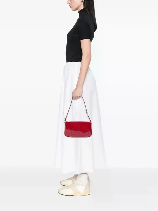 LOUIS VUITTON Monogram Vernis Pochette Accessoires Shoulder Bag - Red