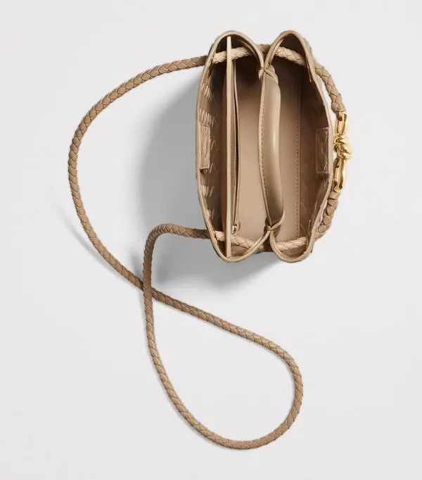 Bottega Veneta Mini Andiamo Top-handle Bag - Neutral