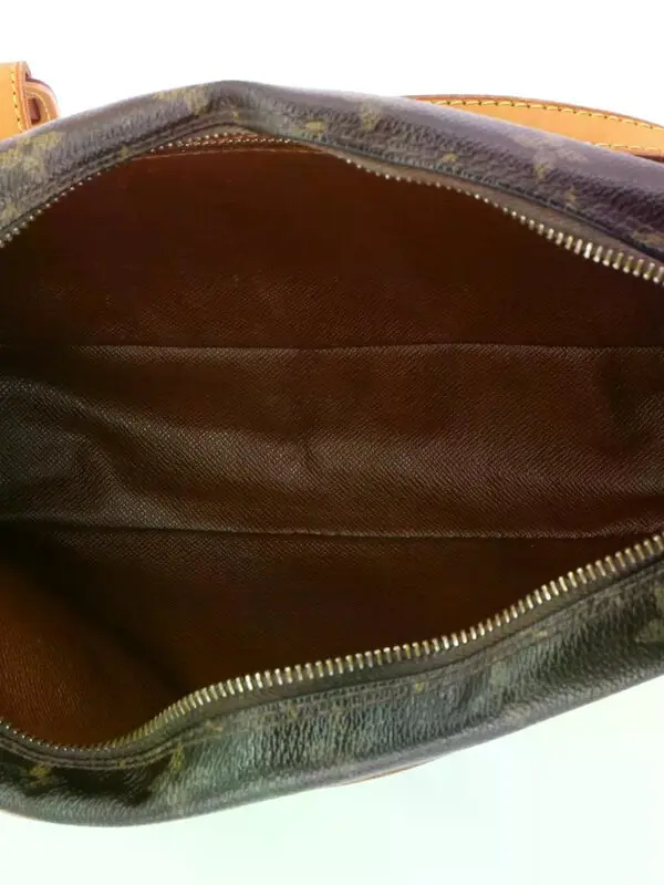 LOUIS VUITTON Trocadero Monogram Canvas 23 Crossbody Bag