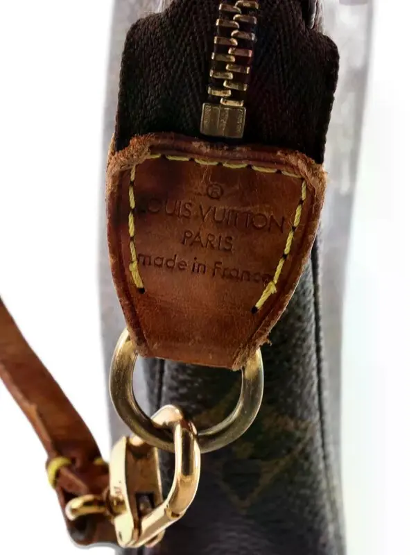LOUIS VUITTON Pochette Accessoires Monogram Canvas Clutch Bag