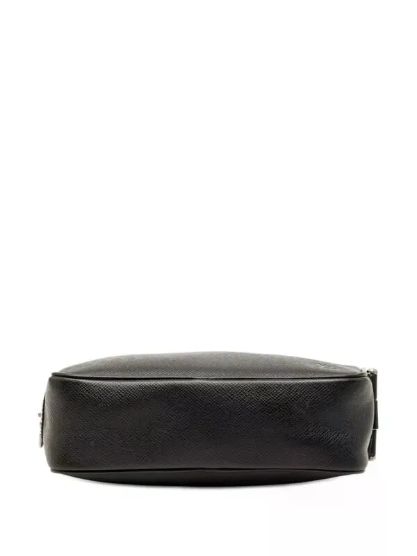 LOUIS VUITTON 2003 Taiga Kaluga Pochette Clutch Bag