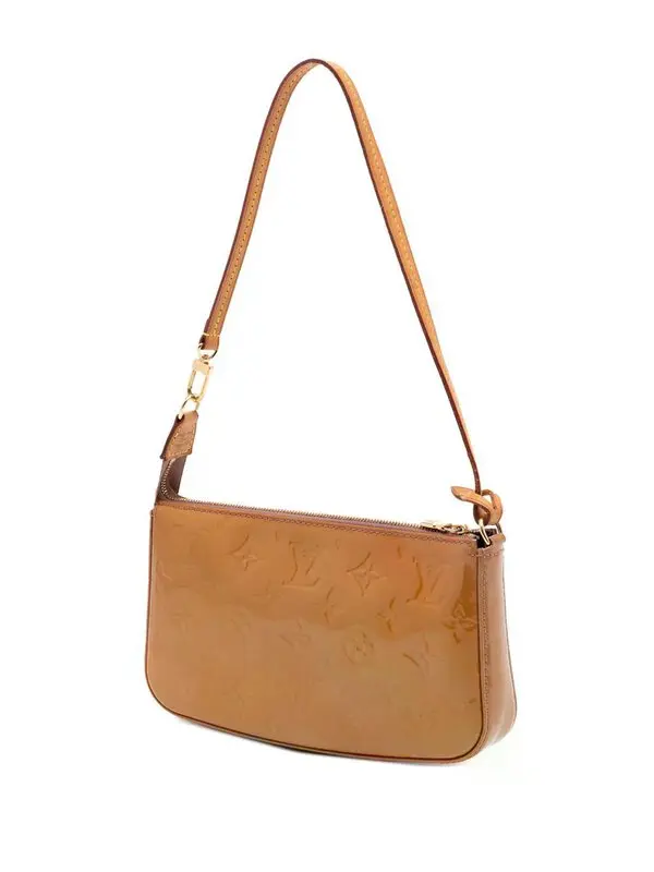 LOUIS VUITTON Monogram Vernis Pochette Accessories Shoulder Bag