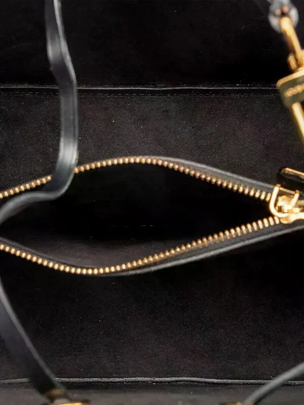 LOUIS VUITTON Epi Love Lock Neonoe Bucket Bag