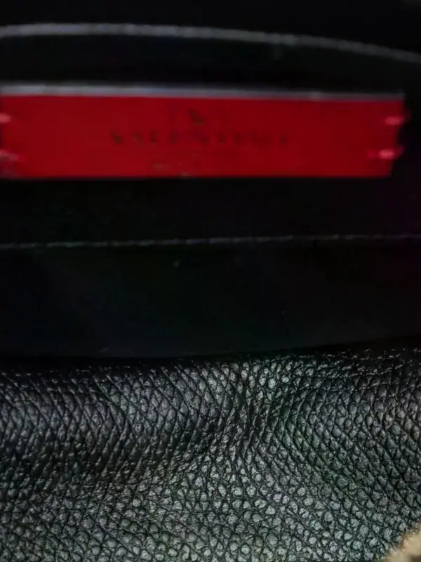 Valentino Garavani 2018-2026 Mini Grainy Calfskin Vlogo Hobo Bag - Black