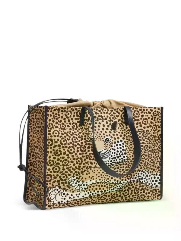 INOUI EDITIONS Felis Shoulder Bag