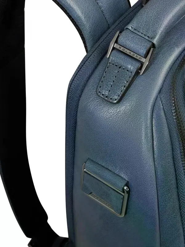 PIQUADRO Grained Texture Backpack - Blue