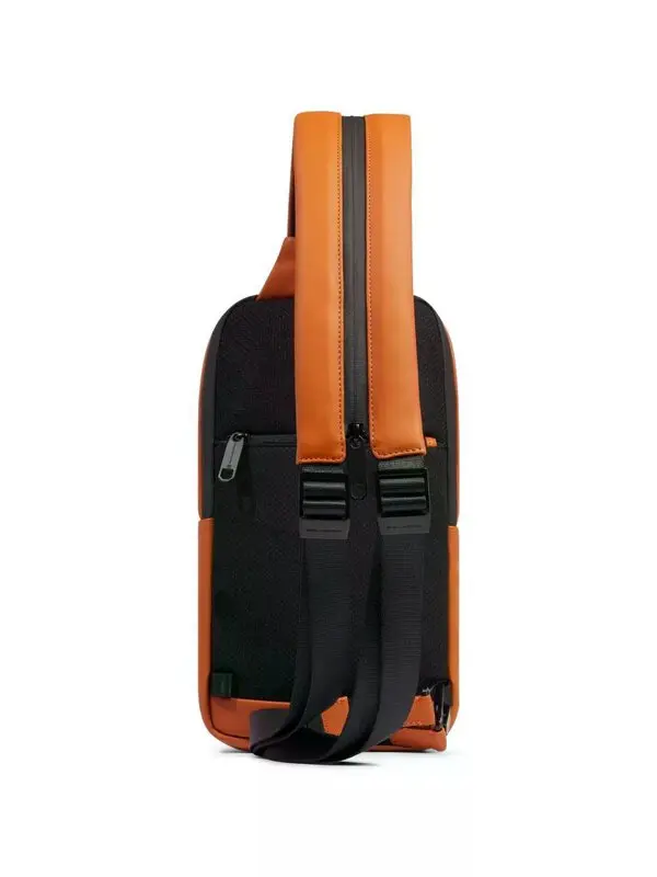 PIQUADRO Corner 2.0 Water-resistant Sling Bag