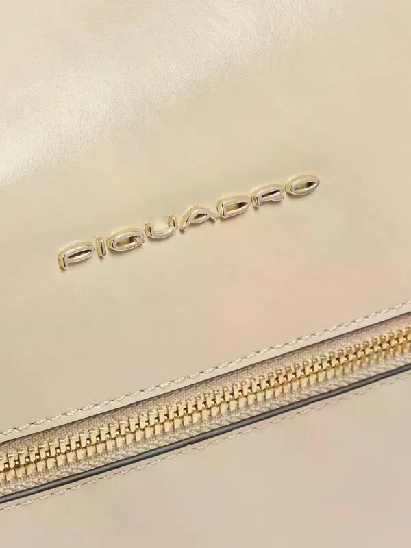 PIQUADRO Leather Laptop Bag - Neutrals