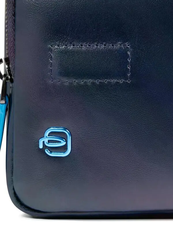PIQUADRO Square Leather Crossbody Bag