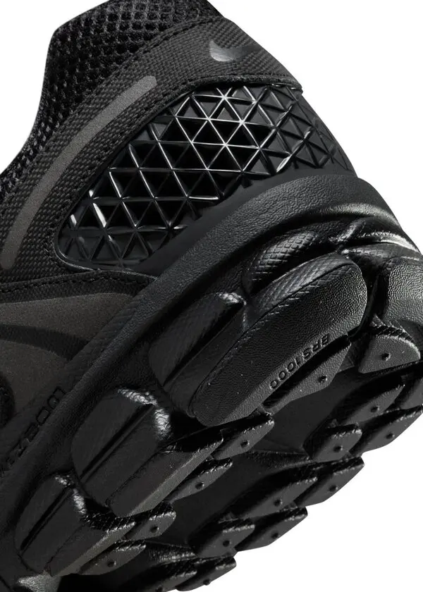 Nike Zoom Vomero 5 Athletic Sneakers - Black