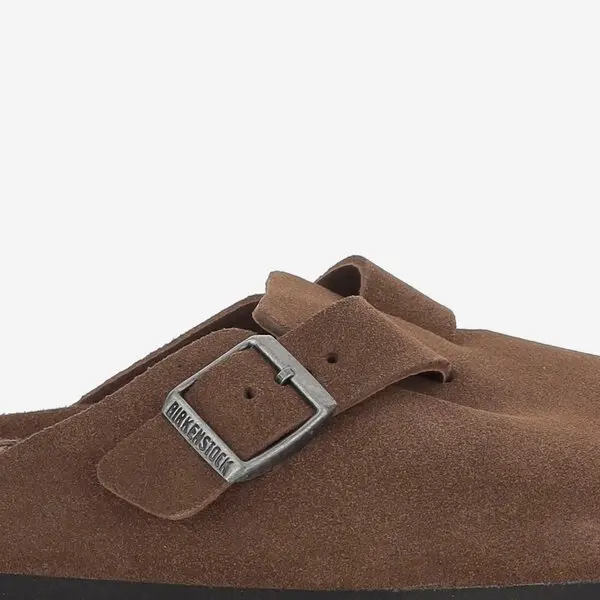 BIRKENSTOCK Boston Suede Clogs - Marrone
