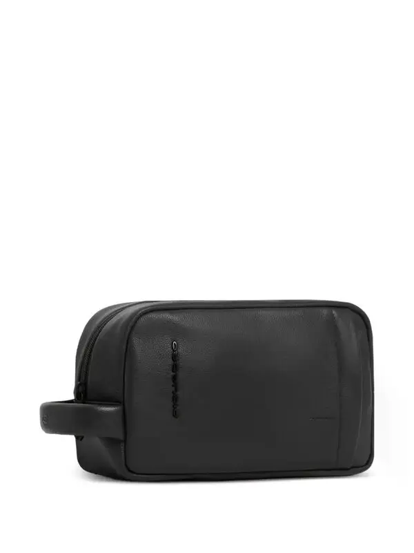 PIQUADRO Grained Leather Toiletry Bag