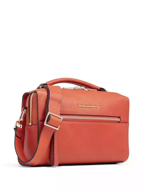 PIQUADRO Grained Leather Shoulder Bag