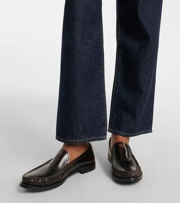 FRAME The Hang Straight Jeans