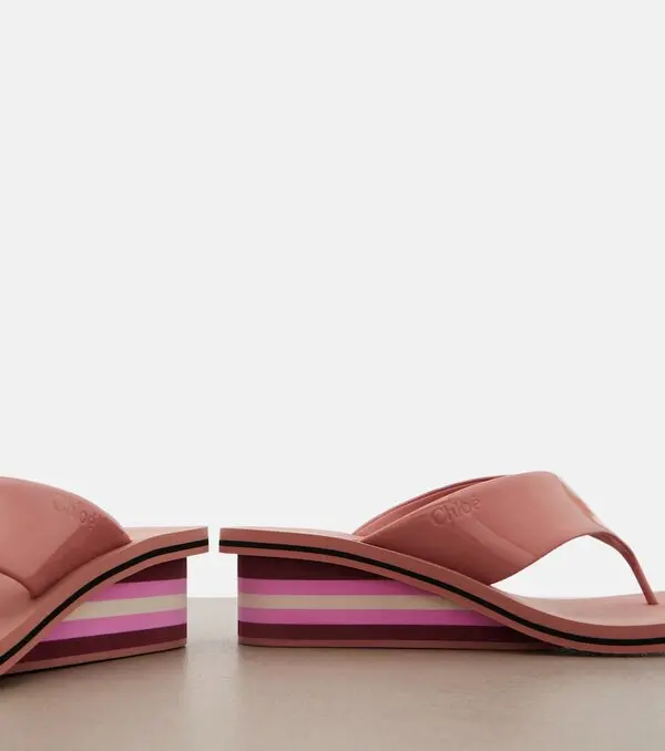 Chloé Leather Wedge Thong Sandals - Pink