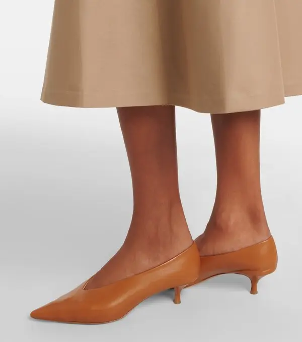 Le Monde Beryl Babouche Leather Pumps