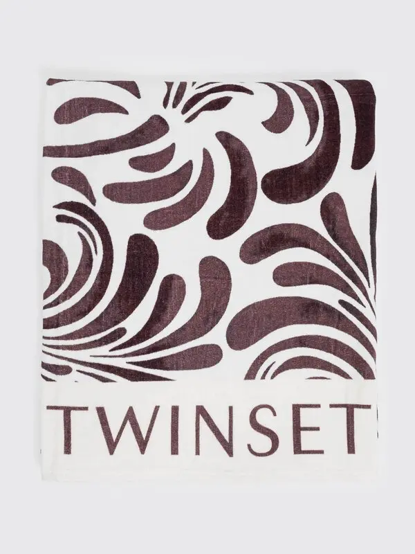 TWINSET U & B Bath And Beach Towels Lifestyle