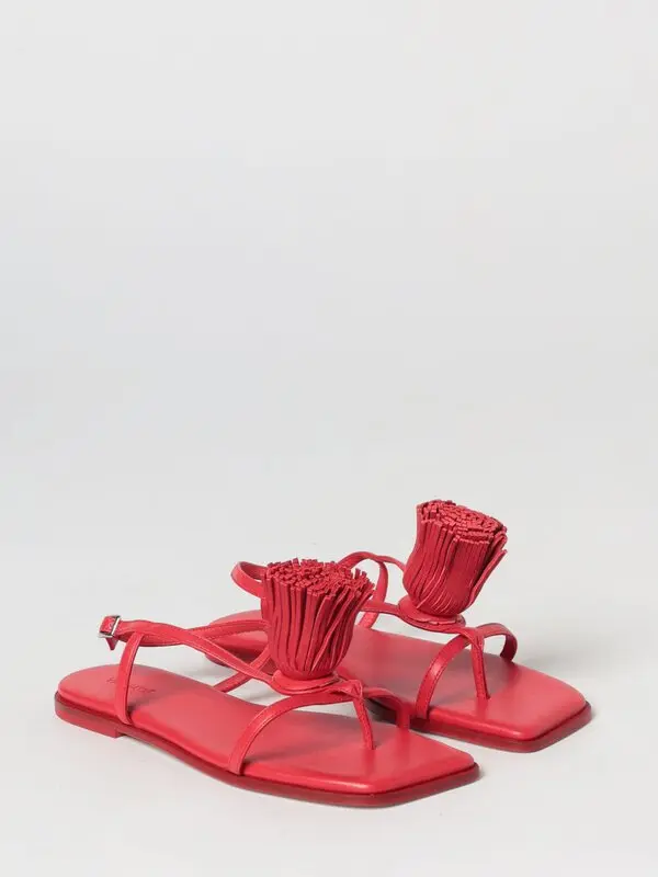 VIC MATIE Leather Thong Sandals With Tassels - Red