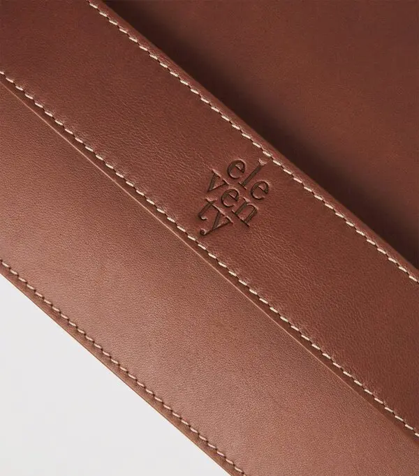 Eleventy Hand-held Pouch