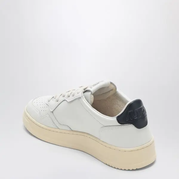 AUTRY Medalist Leather Sneakers - White