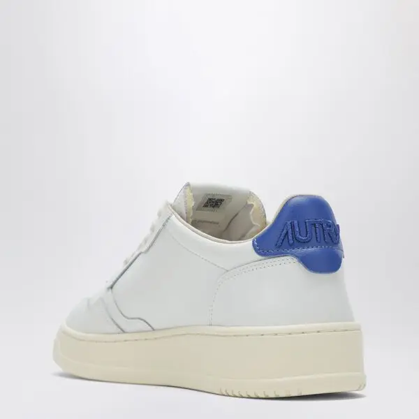 AUTRY Medalist Low Sneakers In And Space Blue - White