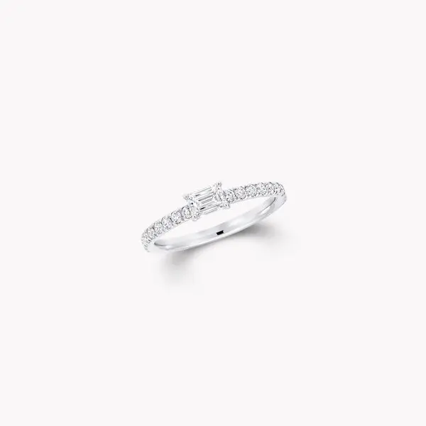 Graff Emerald Cut Diamond Pavé Band Ring - White Gold