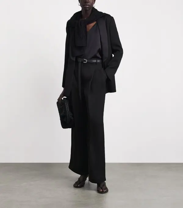 Eleventy Pleated Straight Leg Trousers