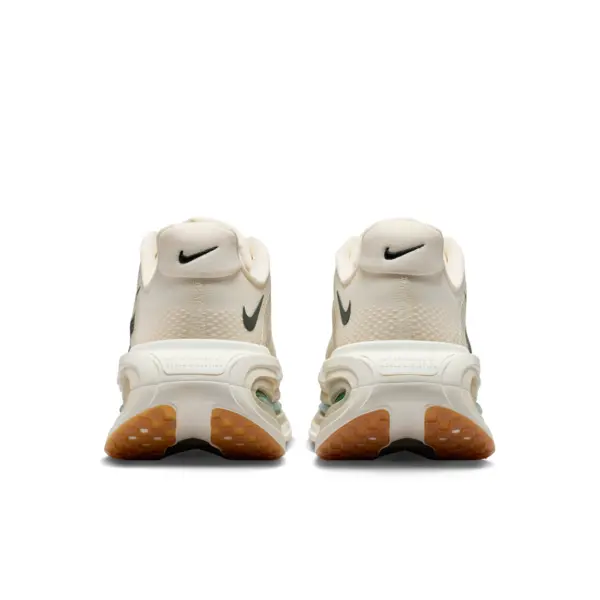 Nike Vomero Premium Road Running Shoes - Brown