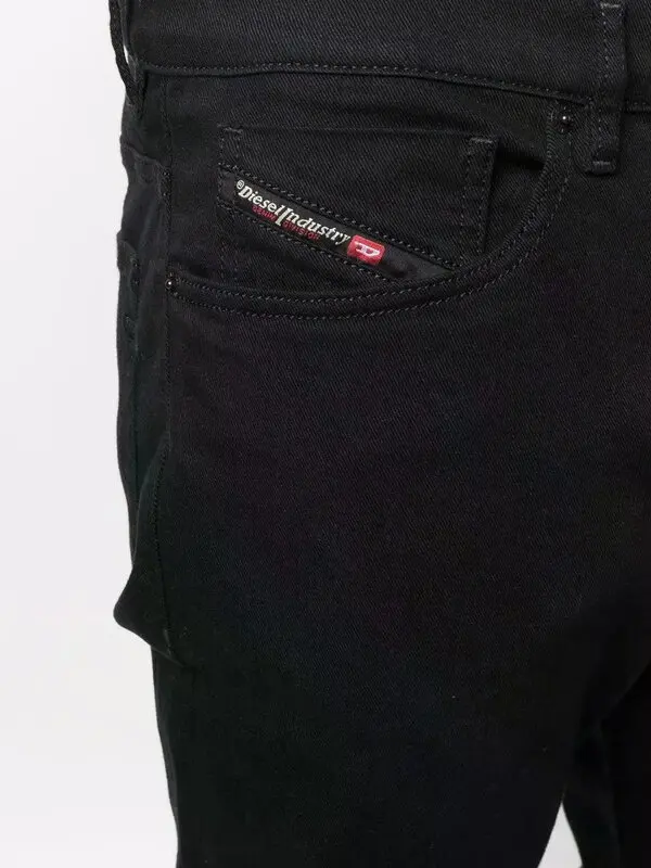 DIESEL® 2005 D-fining 069yp Tapered Jeans - Black