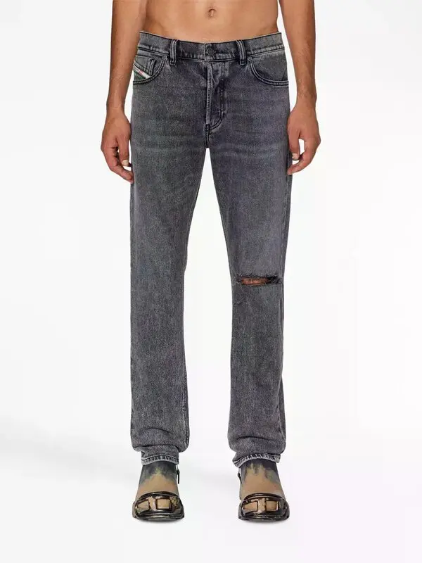 DIESEL® 1995 D-sark 09g81 Straight-leg Jeans