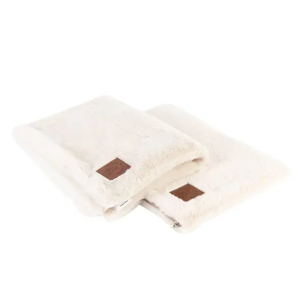 FLUFF & BOOTS Faux Fur Cat Pad And Blanket Set - White