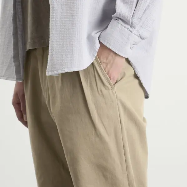 KHAKIS Slub Common Pleated Trousers